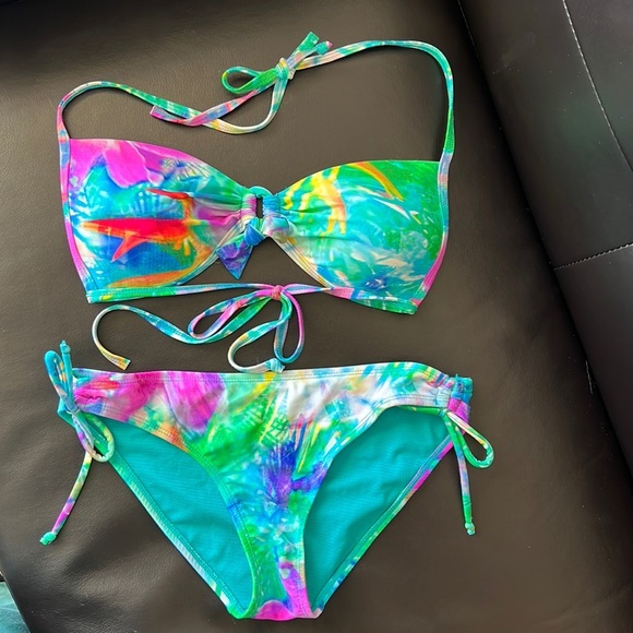2Chillies | Swim | 2chillies Tropical Floral Bikini | Poshmark